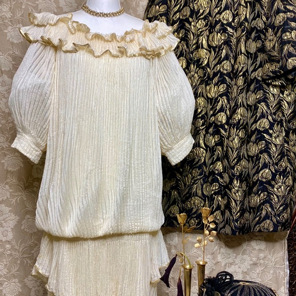 Cache | Dresses | Vtg Designer Cache 8s Doing 20s Pleated Volup White ...